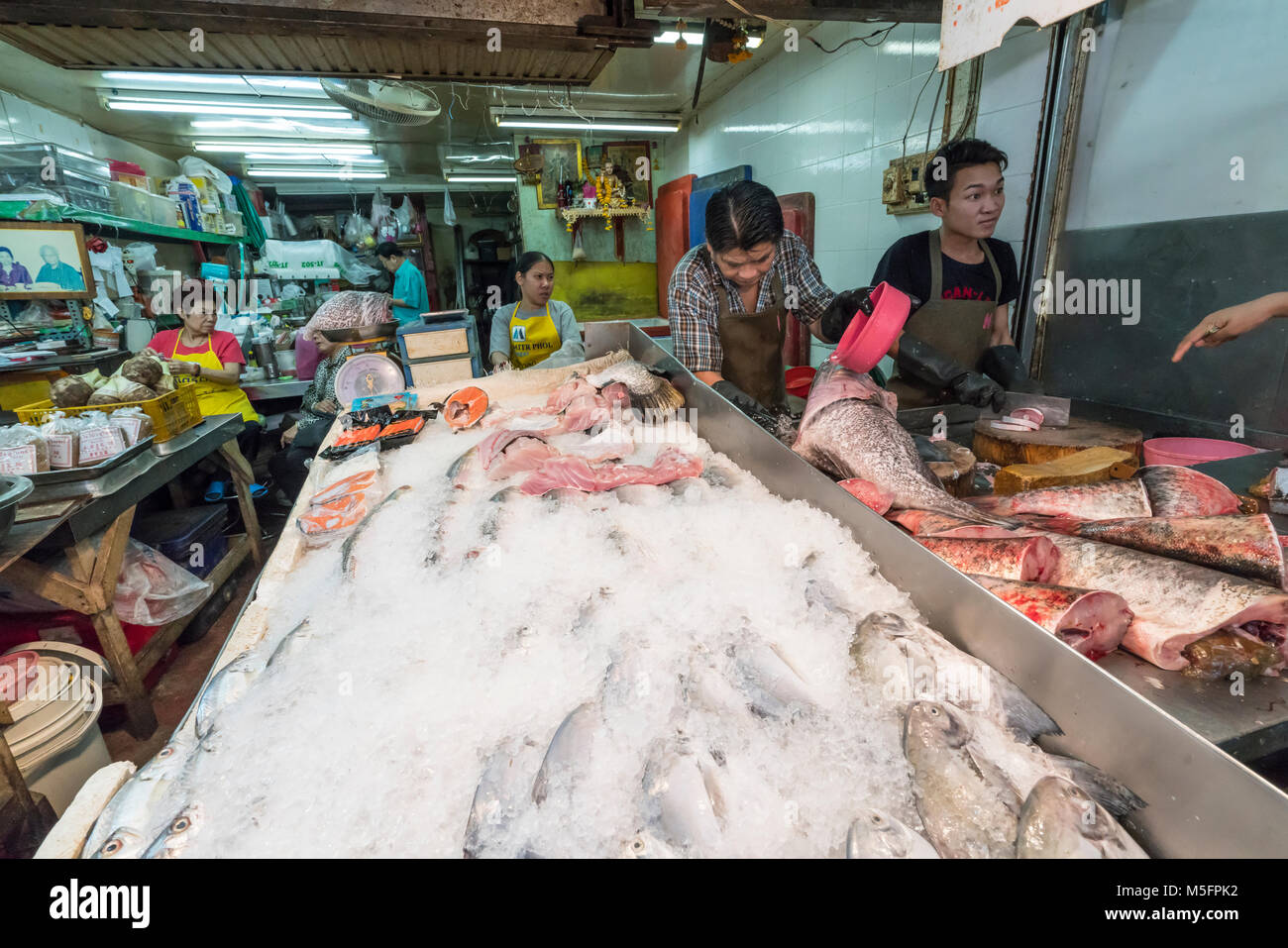 Stalls with the fish food in Chinatown, Bangkok, Thailand Stock Photo ...