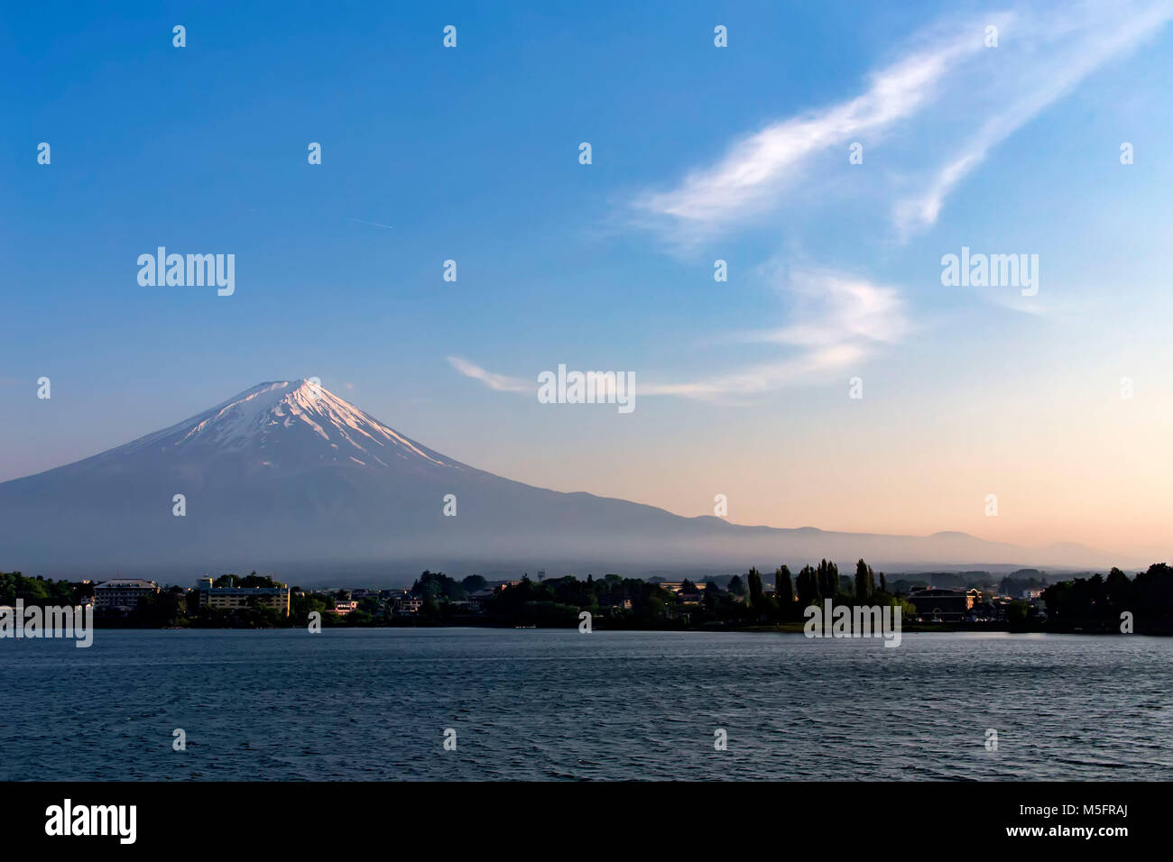 Fujikawaguchiko, Japan. 22th May, 2017. General view of Mount Fuji from ...