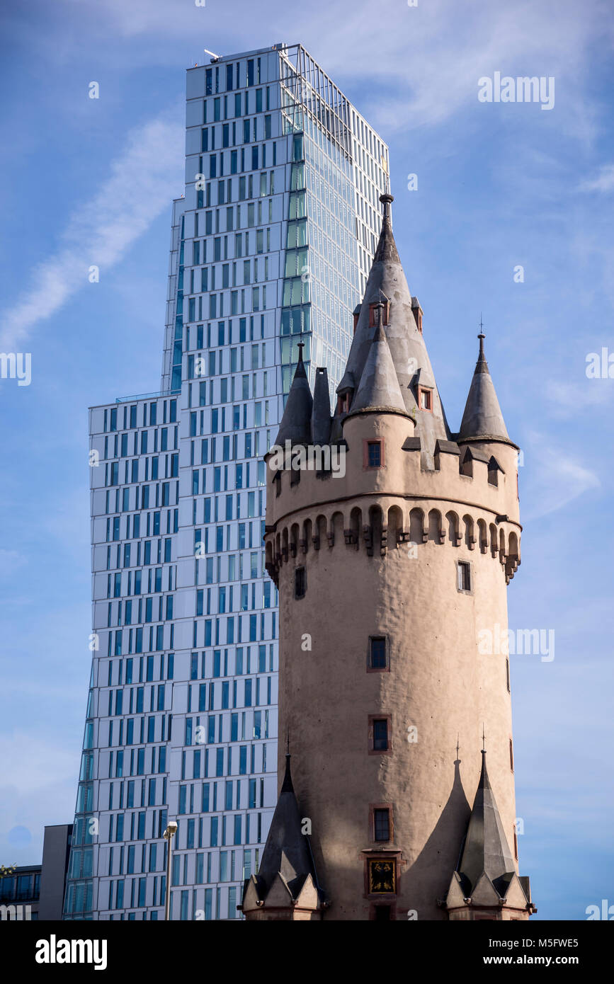 Nextower und Eschenheimer Turm, Frankfurt, Hessen, Deutschland, Europa ...
