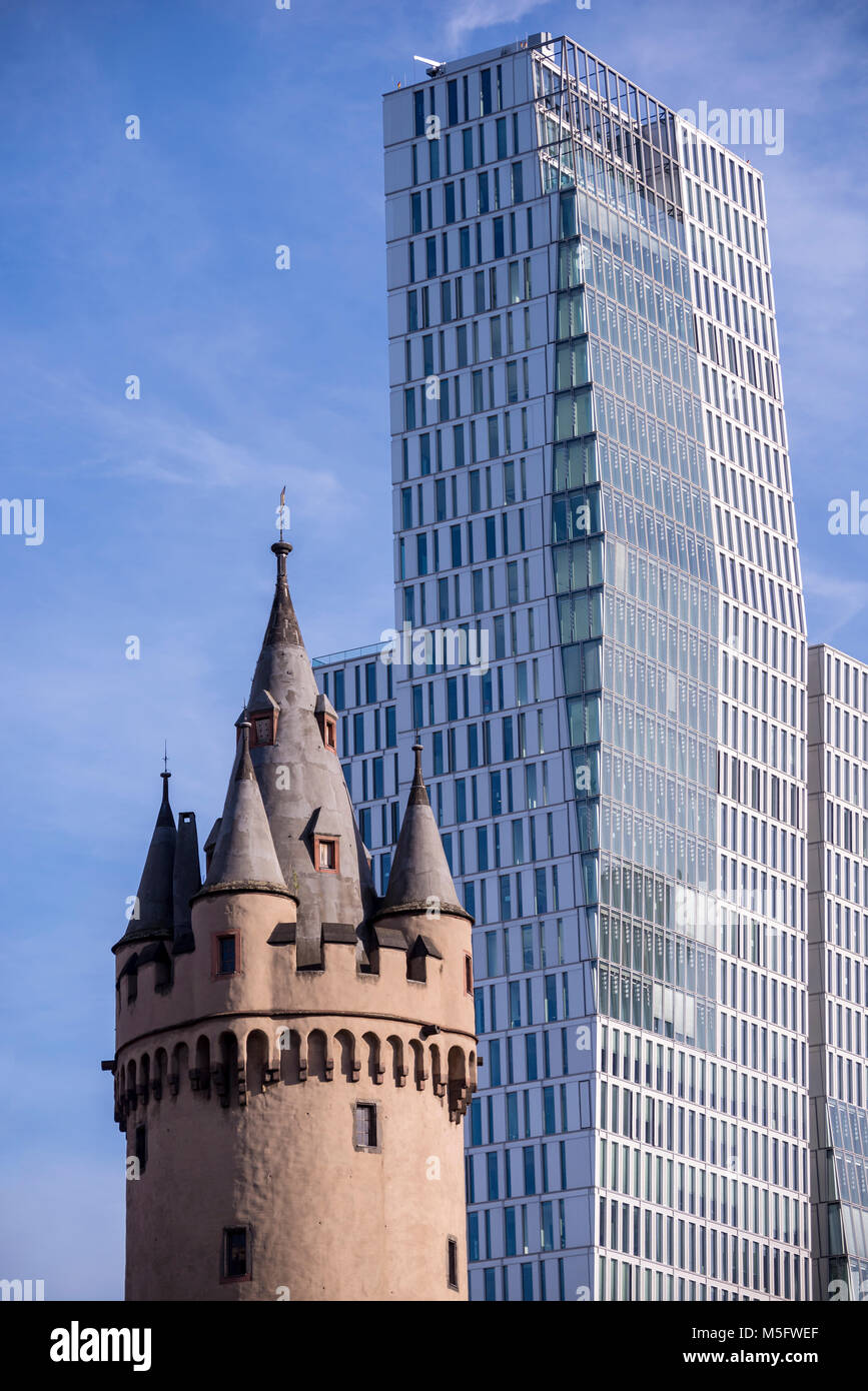 Nextower und Eschenheimer Turm, Frankfurt, Hessen, Deutschland, Europa ...