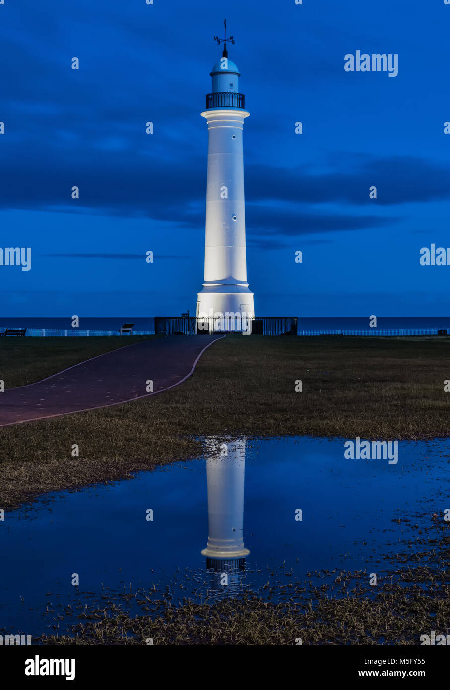 Seaburn hi-res stock photography and images - Alamy