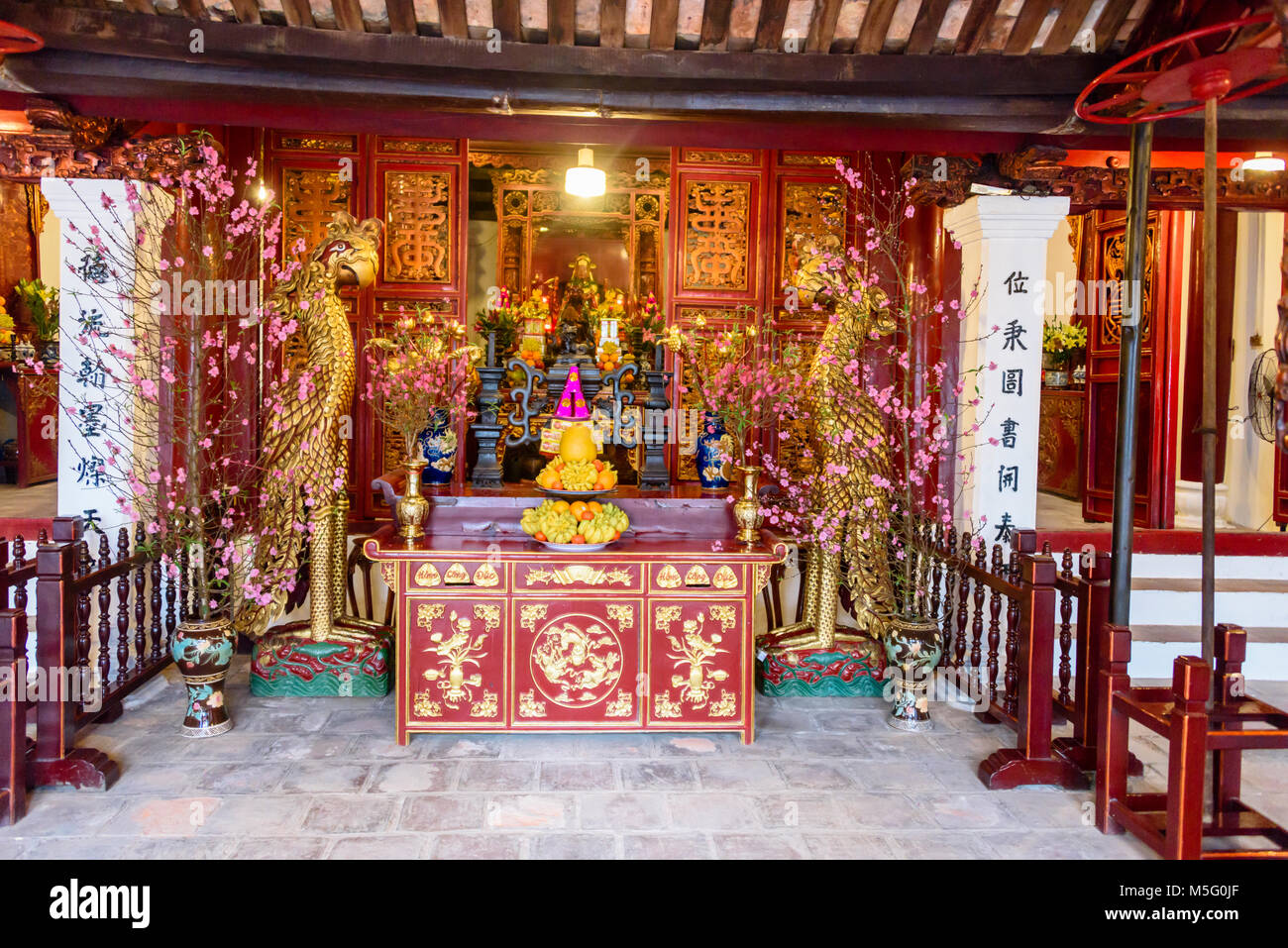 Vedic fire altar hi-res stock photography and images - Alamy