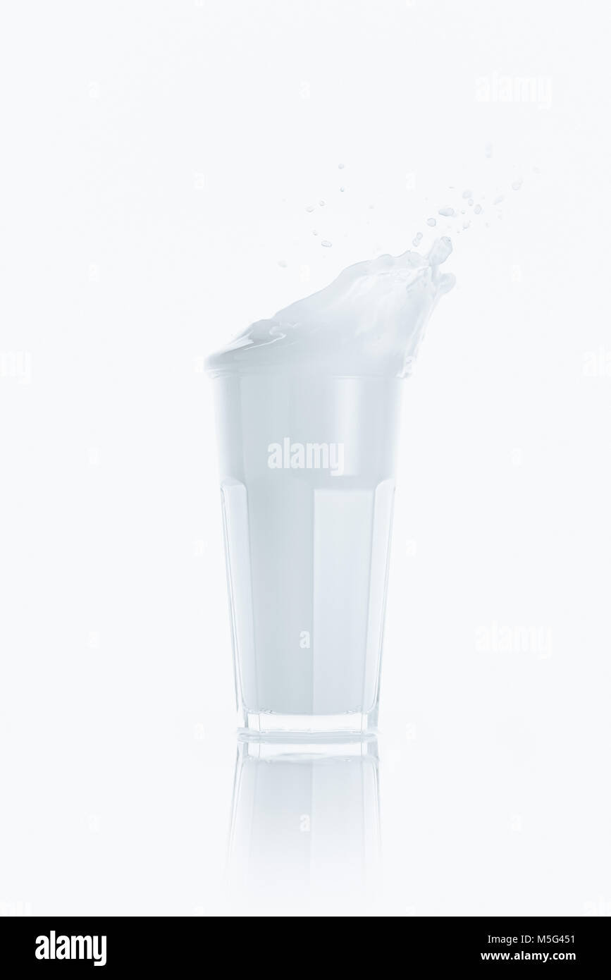splash of milk Stock Photo - Alamy