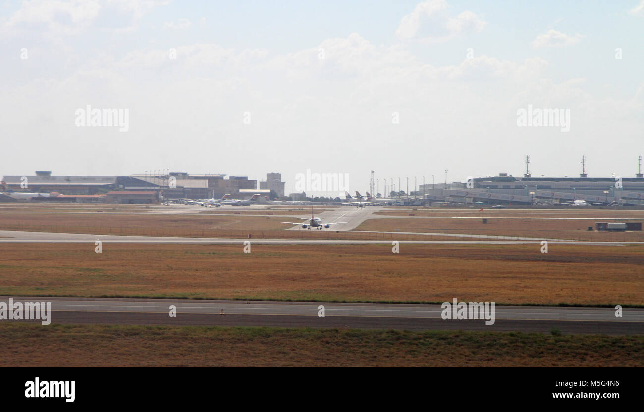 O r tambo international airport hi-res stock photography and images - Alamy