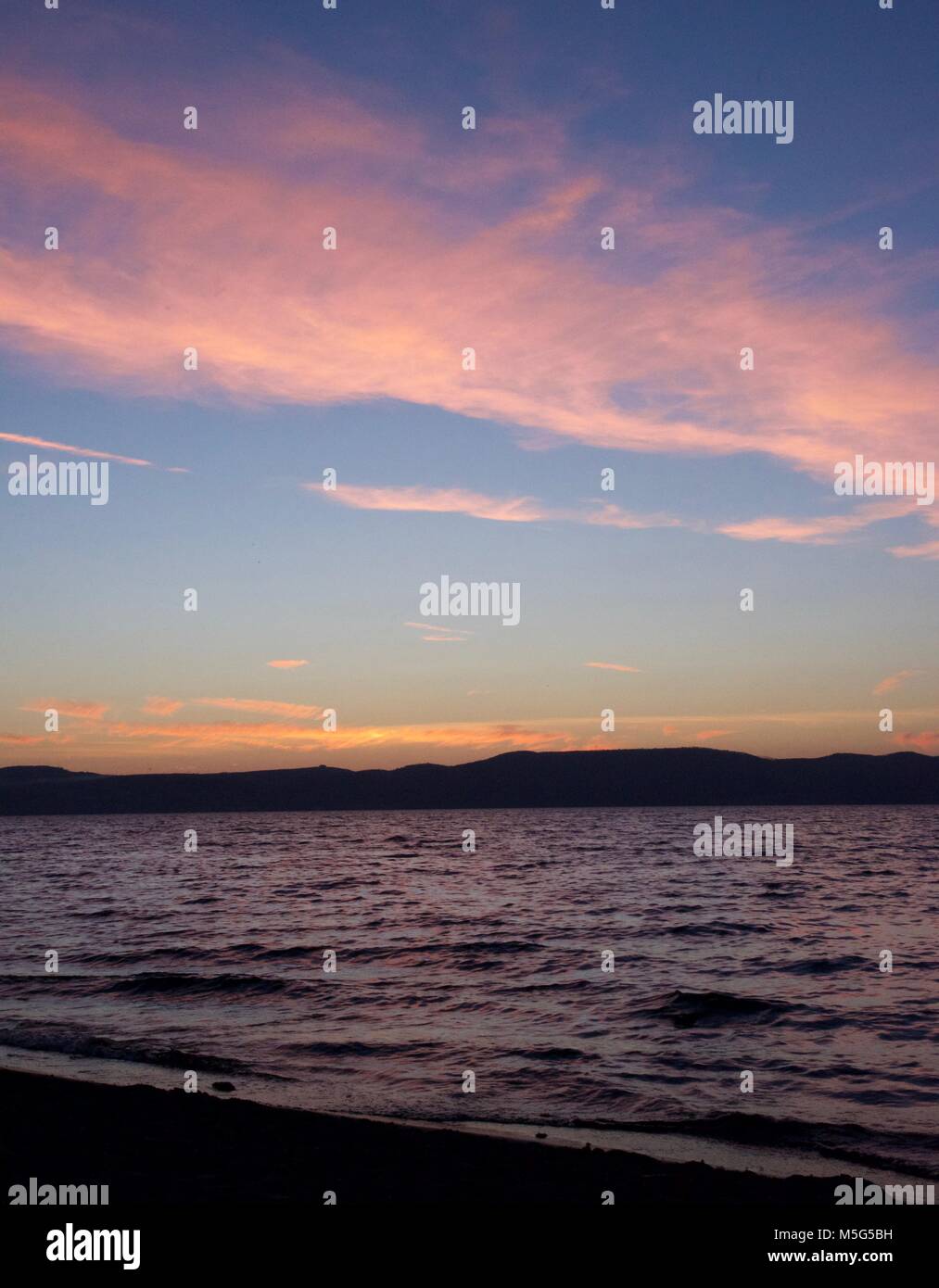 Pink sunset view hi-res stock photography and images - Alamy