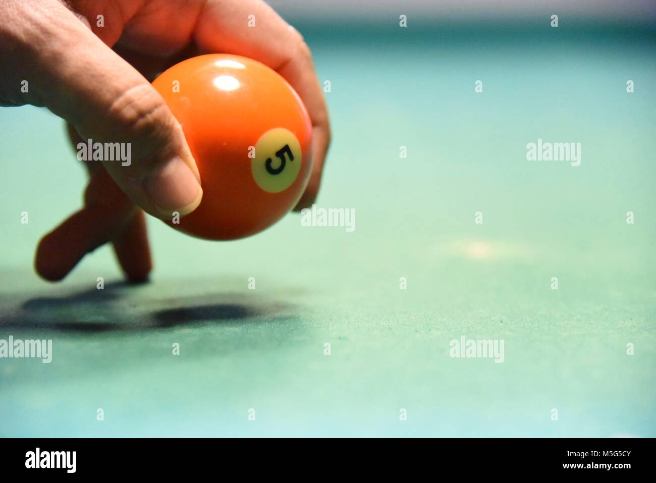 Five billiard ball hi-res stock photography and images - Alamy