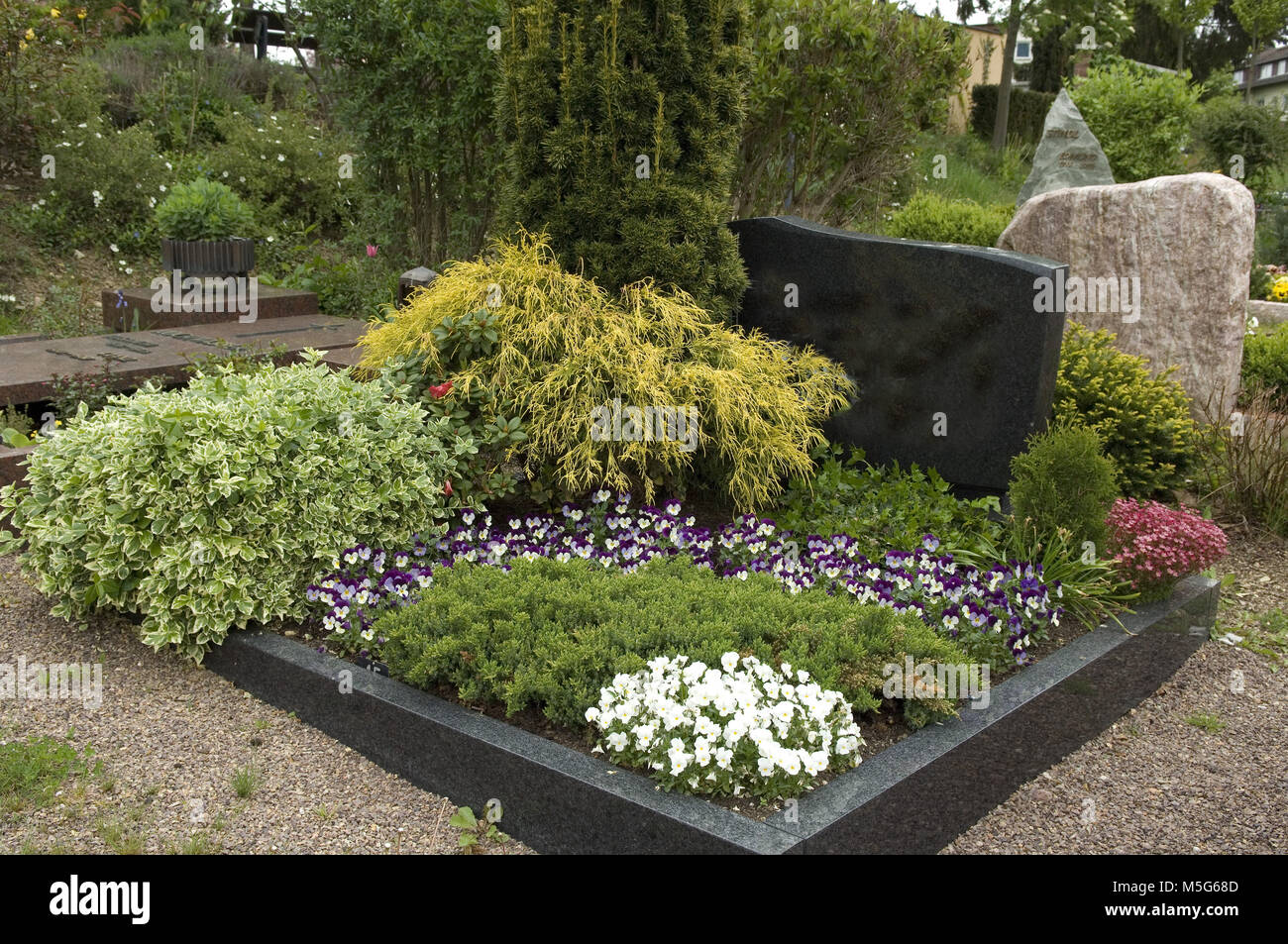 Grave design, grave stone Stock Photo - Alamy