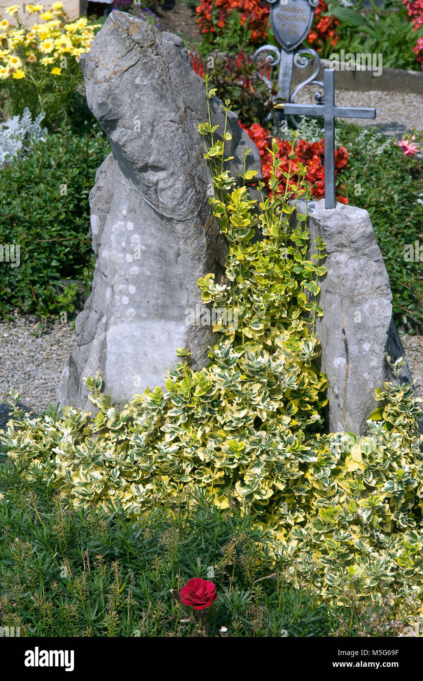 Grave design, grave stone Stock Photo - Alamy