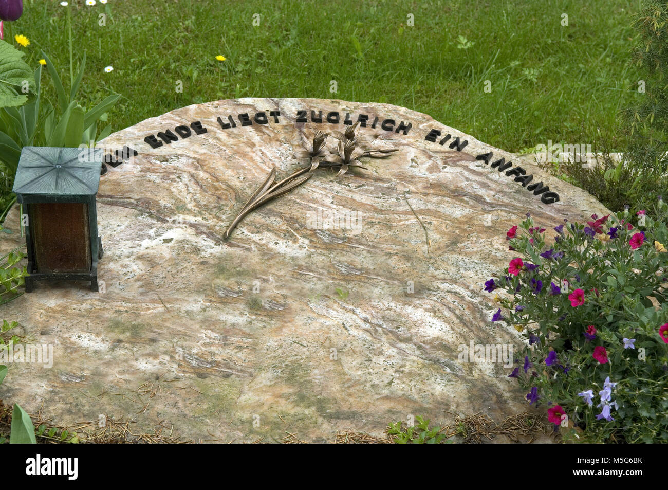 Grave design, grave stone Stock Photo - Alamy
