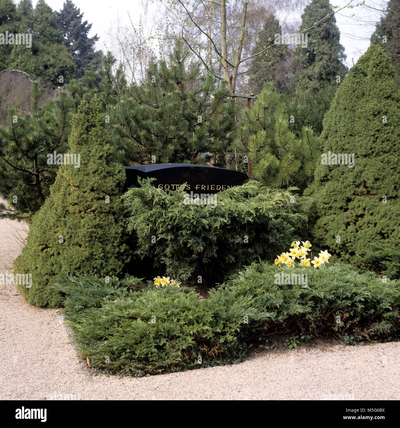Grave design, grave stone Stock Photo - Alamy