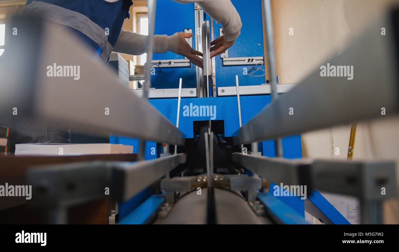 Polygraph operator hi-res stock photography and images - Alamy