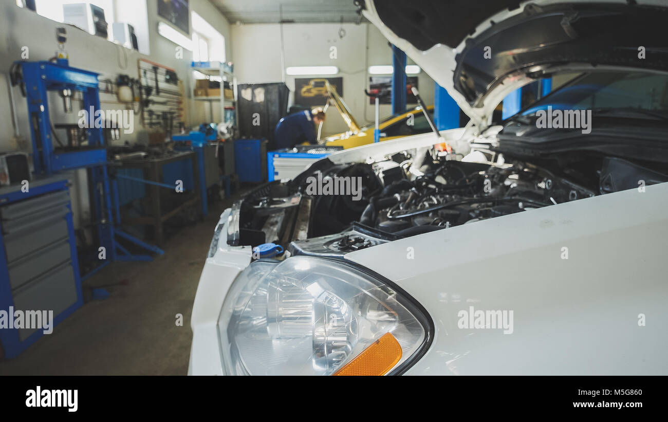 Car preparing professional diagnostics hi-res stock photography and ...
