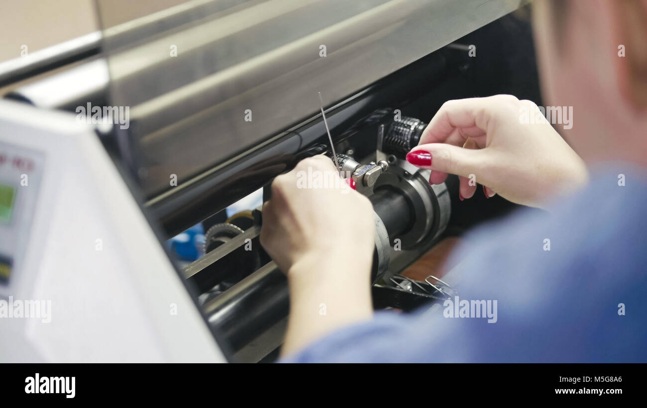 Polygraph hand hi-res stock photography and images - Alamy