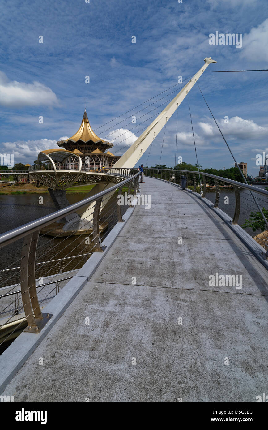 THe Darul Hana Bridge over the Sarawak River, Kuching, Malaysia Stock ...