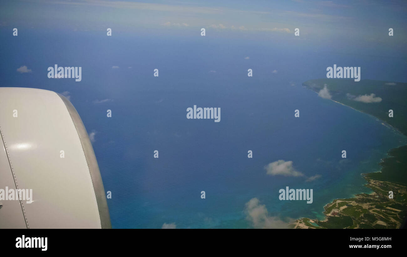 4k wing airplane from window hi-res stock photography and images - Alamy