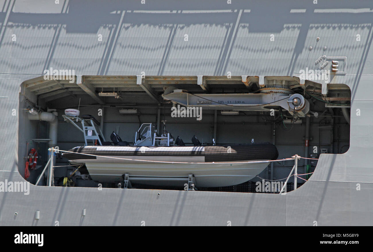 Naval ships docked in Sydney, Australia Stock Photo - Alamy