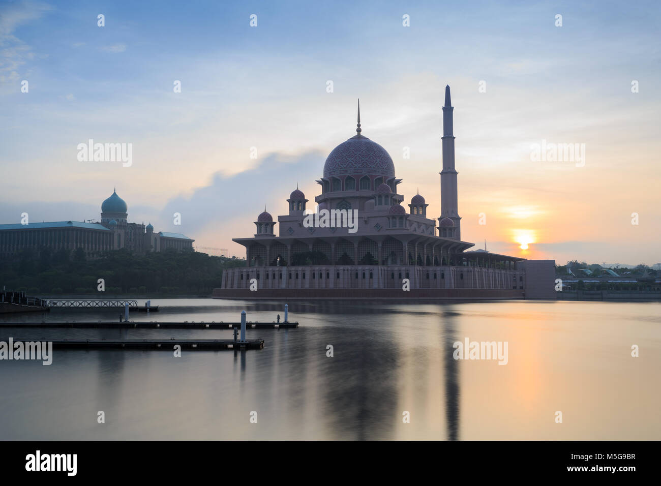 Putra Mosque and Putra Perdana (The Prime Minister's Office) over the ...