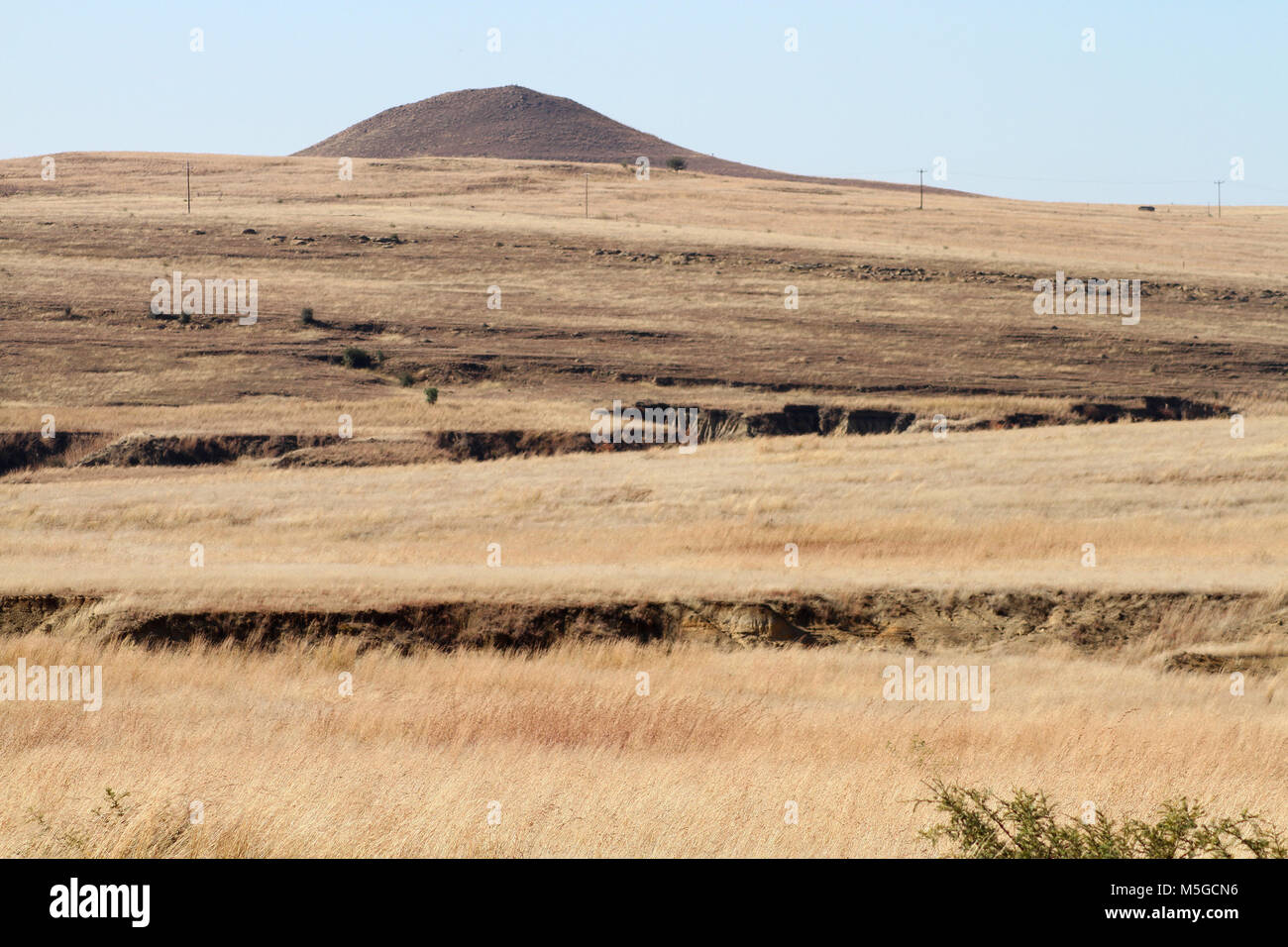 Gully erosion africa hi-res stock photography and images - Alamy