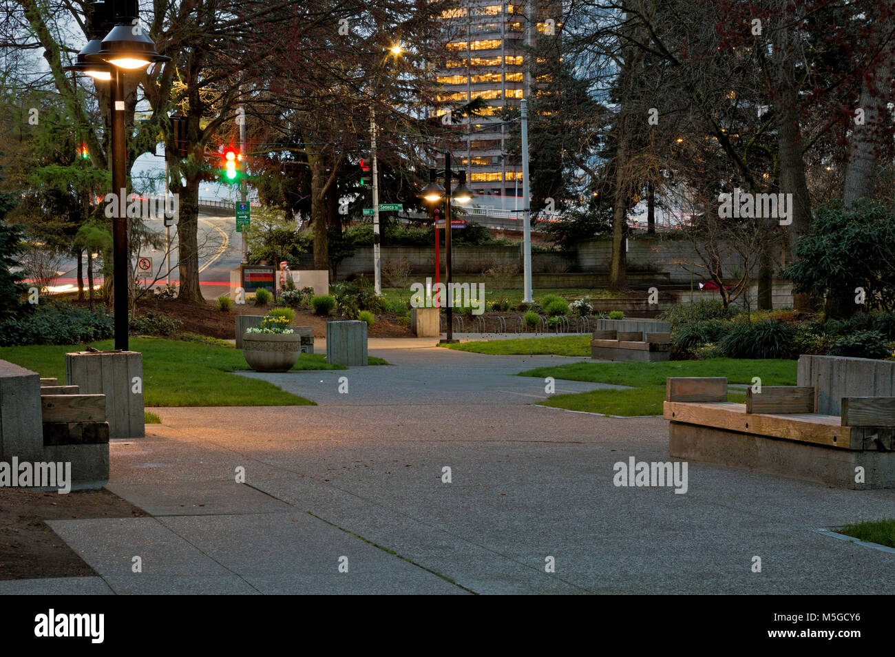 Concrete open space hi-res stock photography and images - Alamy