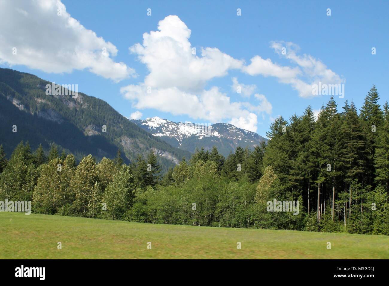Chilliwack mountain hi-res stock photography and images - Alamy