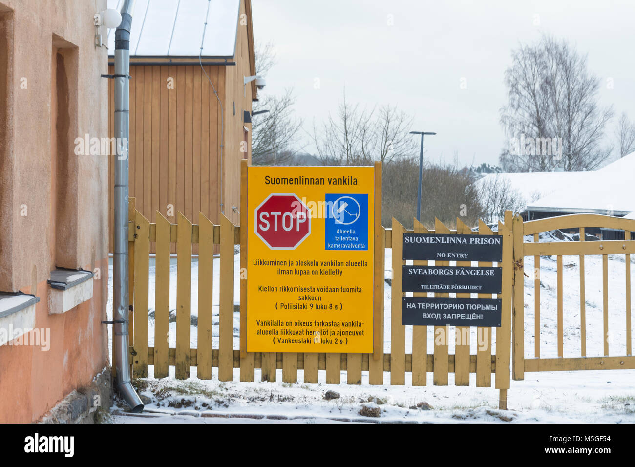 Prison gate open hi-res stock photography and images - Alamy