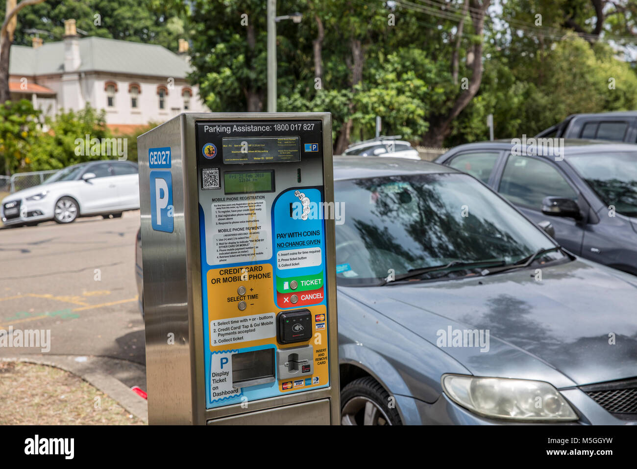 Car parking meter hi-res stock photography and images - Alamy