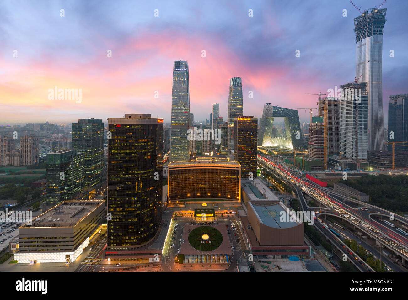 China world skyscraper beijing hi-res stock photography and images - Alamy