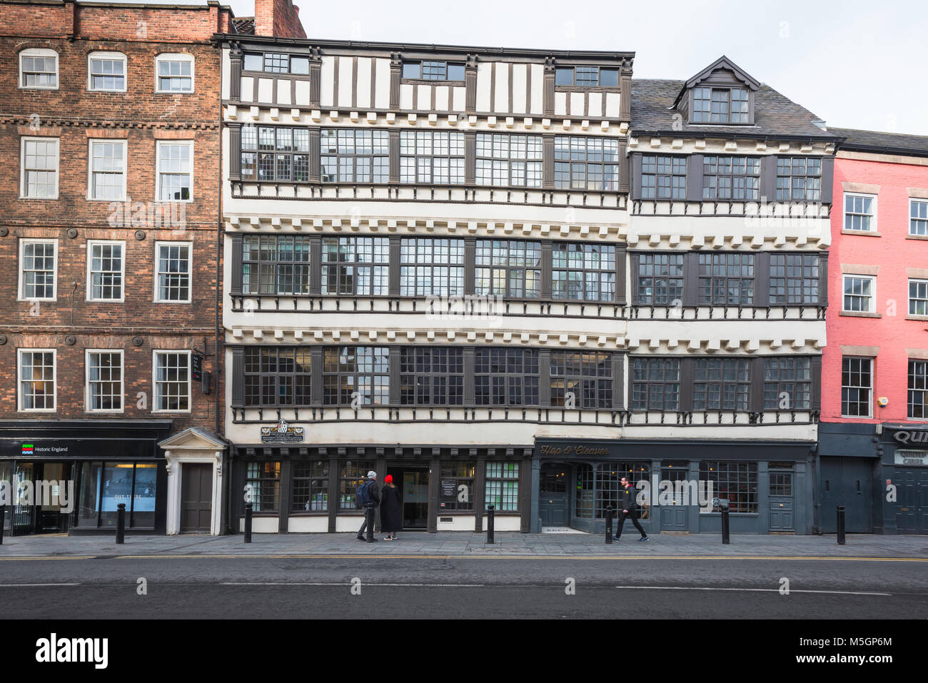 Newcastle Sandhill, view of Bessie Surtees House in the old town ...