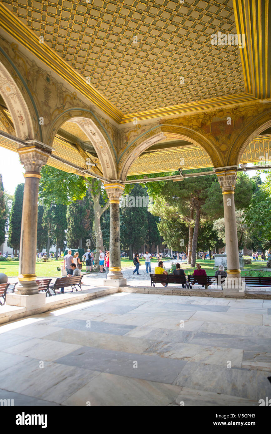 Topkapi Palace museum, Istanbul, Turkey Stock Photo - Alamy
