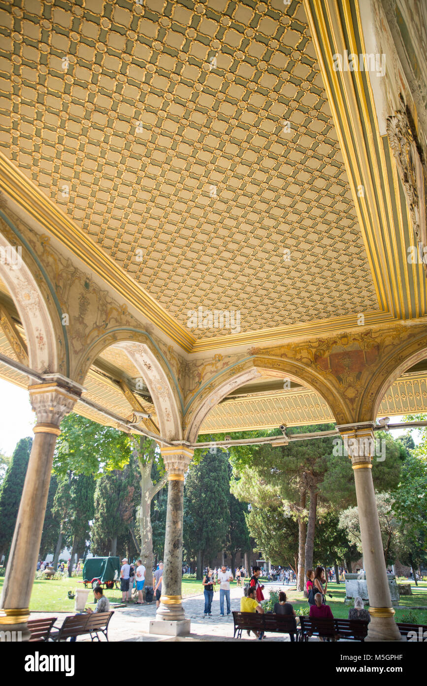 Topkapi Palace museum, Istanbul, Turkey Stock Photo - Alamy