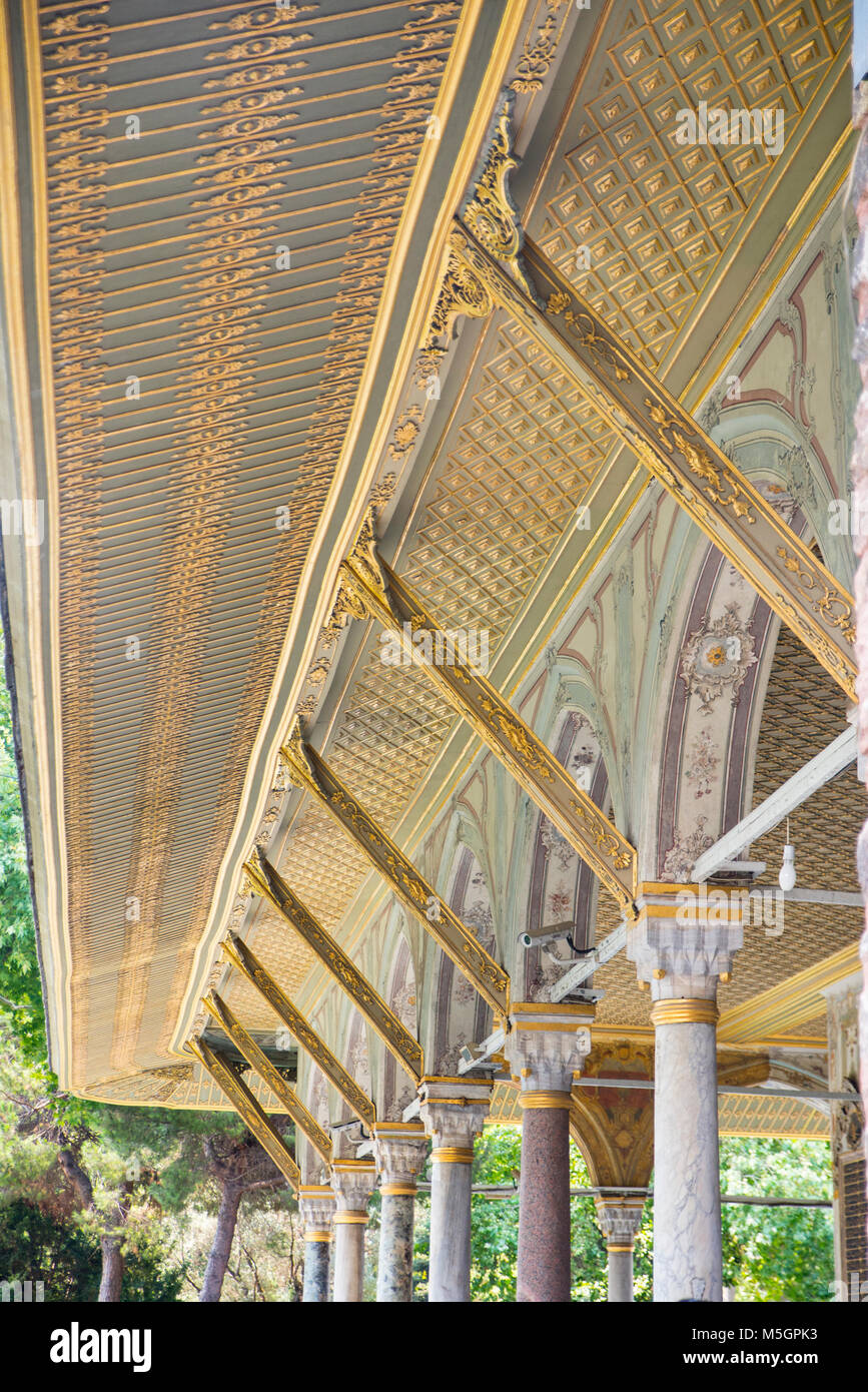 Topkapi Palace museum, Istanbul, Turkey Stock Photo - Alamy