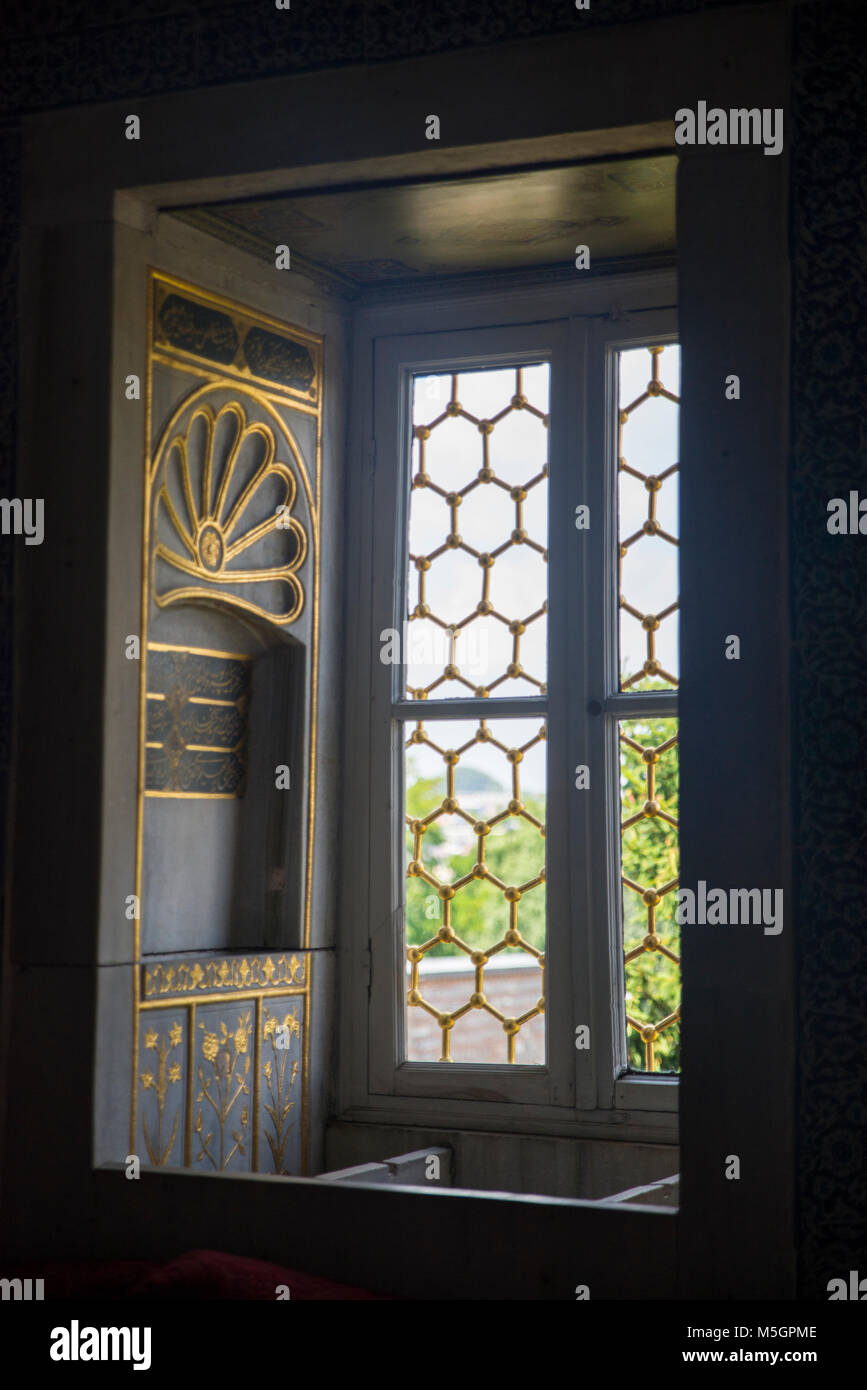 Topkapi Palace museum, Istanbul, Turkey Stock Photo - Alamy