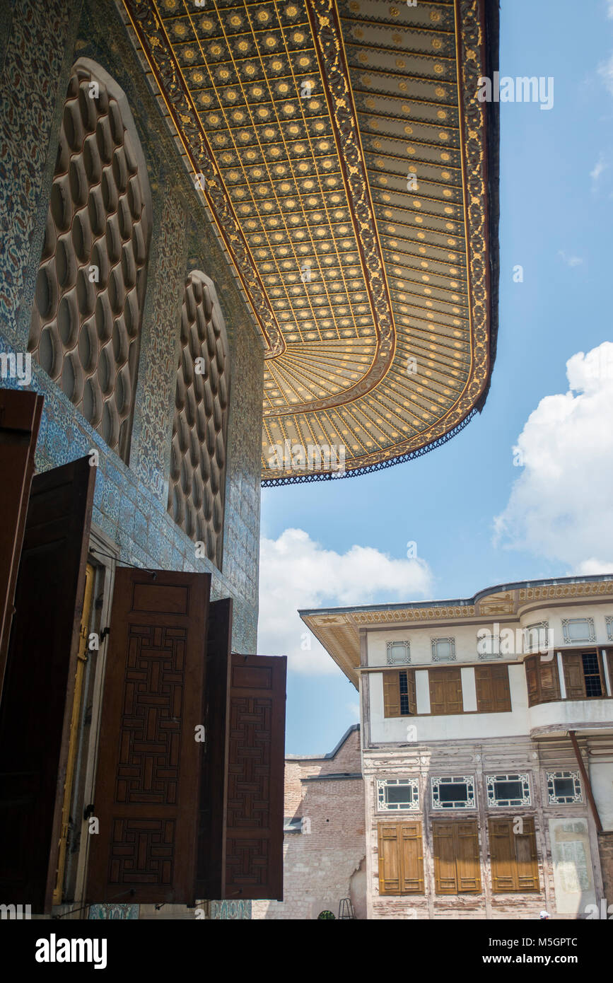 Topkapi Palace museum, Istanbul, Turkey Stock Photo - Alamy