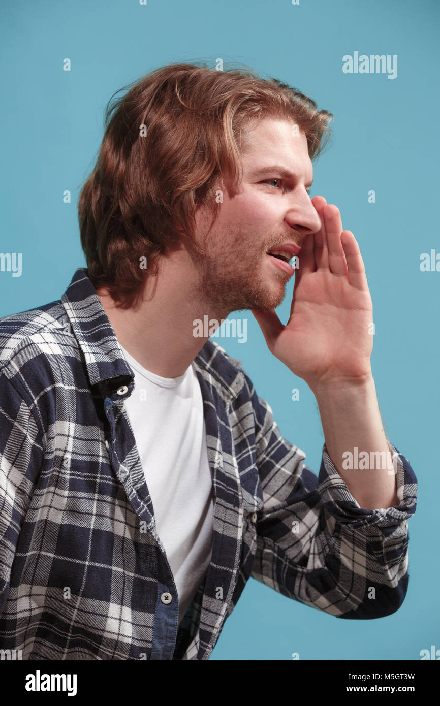 Do not miss. Young casual man shouting. Shout. Crying emotional man ...