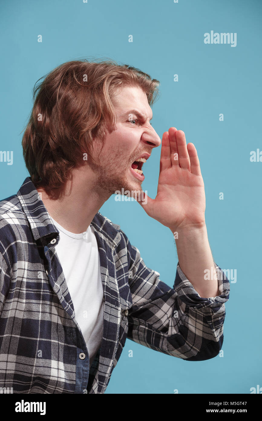 Do not miss. Young casual man shouting. Shout. Crying emotional man ...