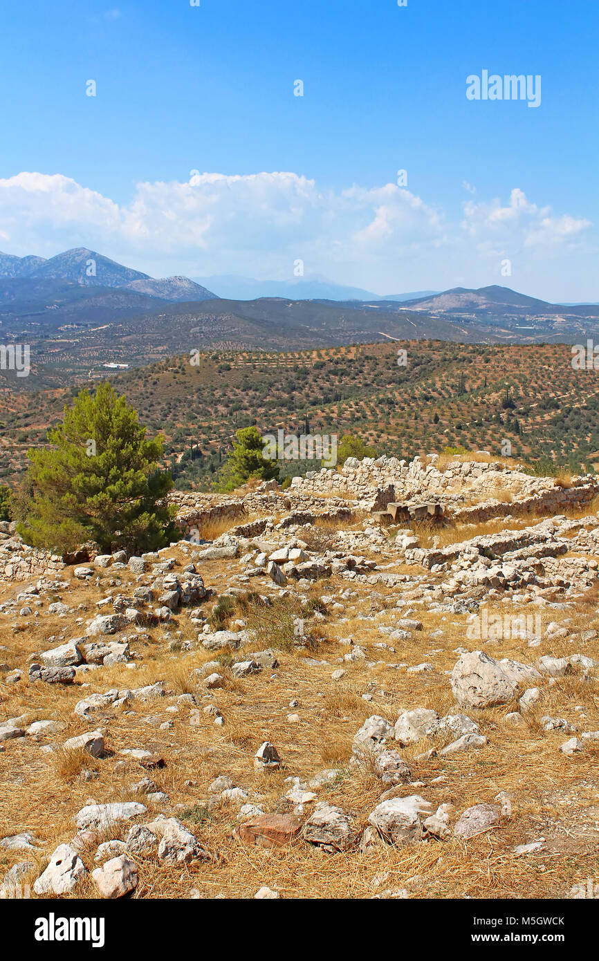 Green hills and valleys around the ruins of Mycenae, Peloponnese ...