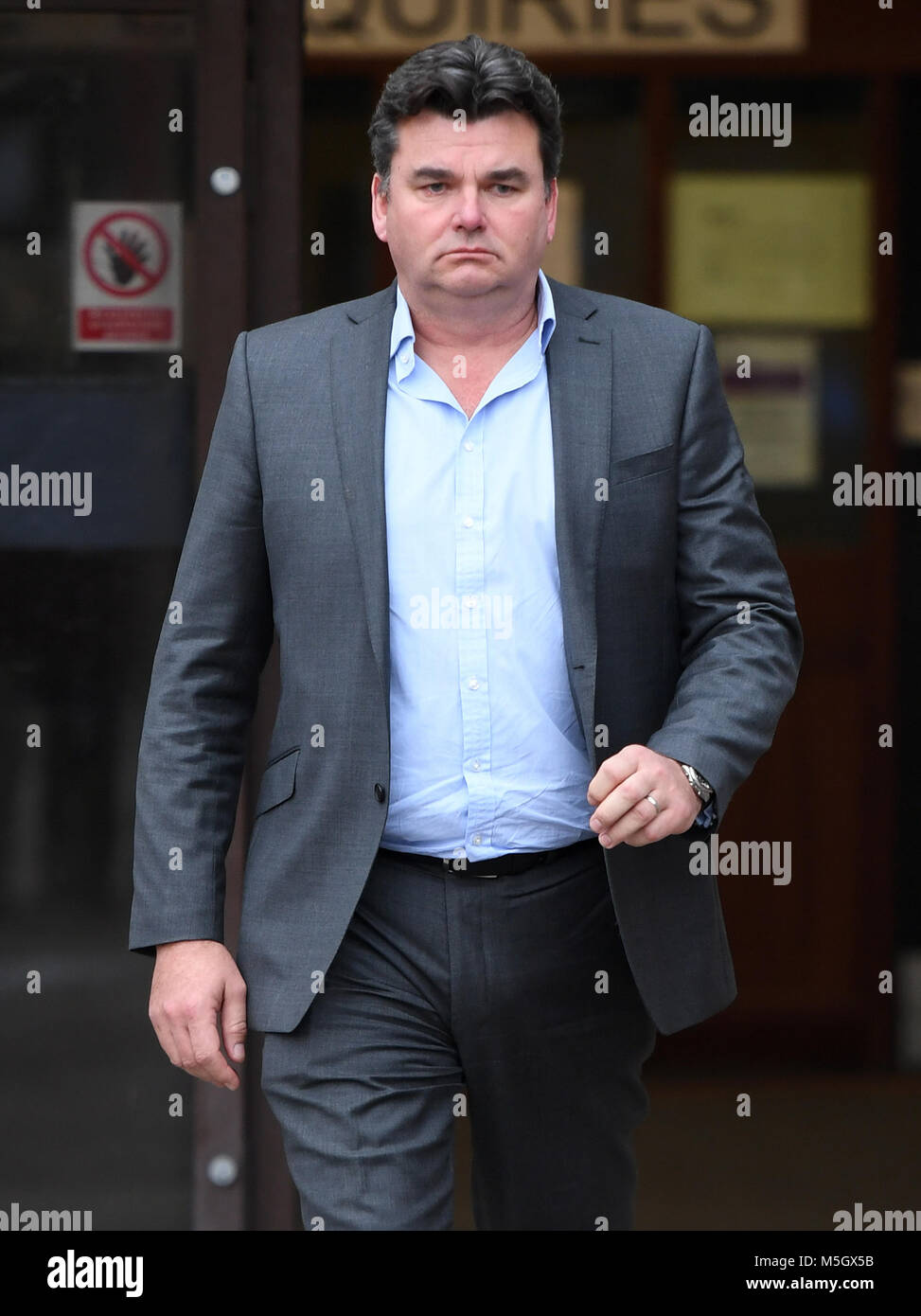 Former bhs owner dominic chappell leaves barkingside magistrates court ...