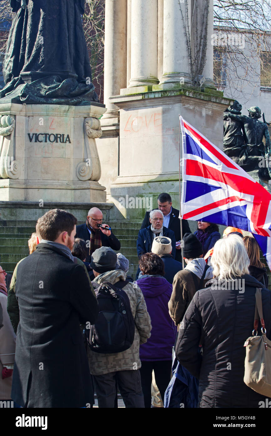 Liverpool, UK. 23rd February 2018. Anti-Brexit campaigners big red bus ...