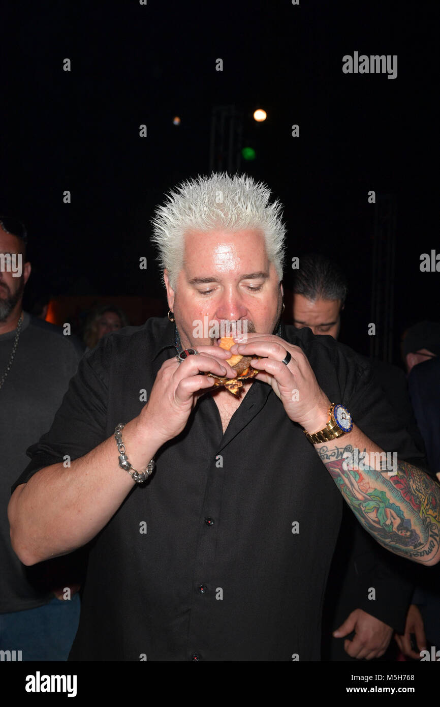 Guy fieri hi-res stock photography and images - Alamy