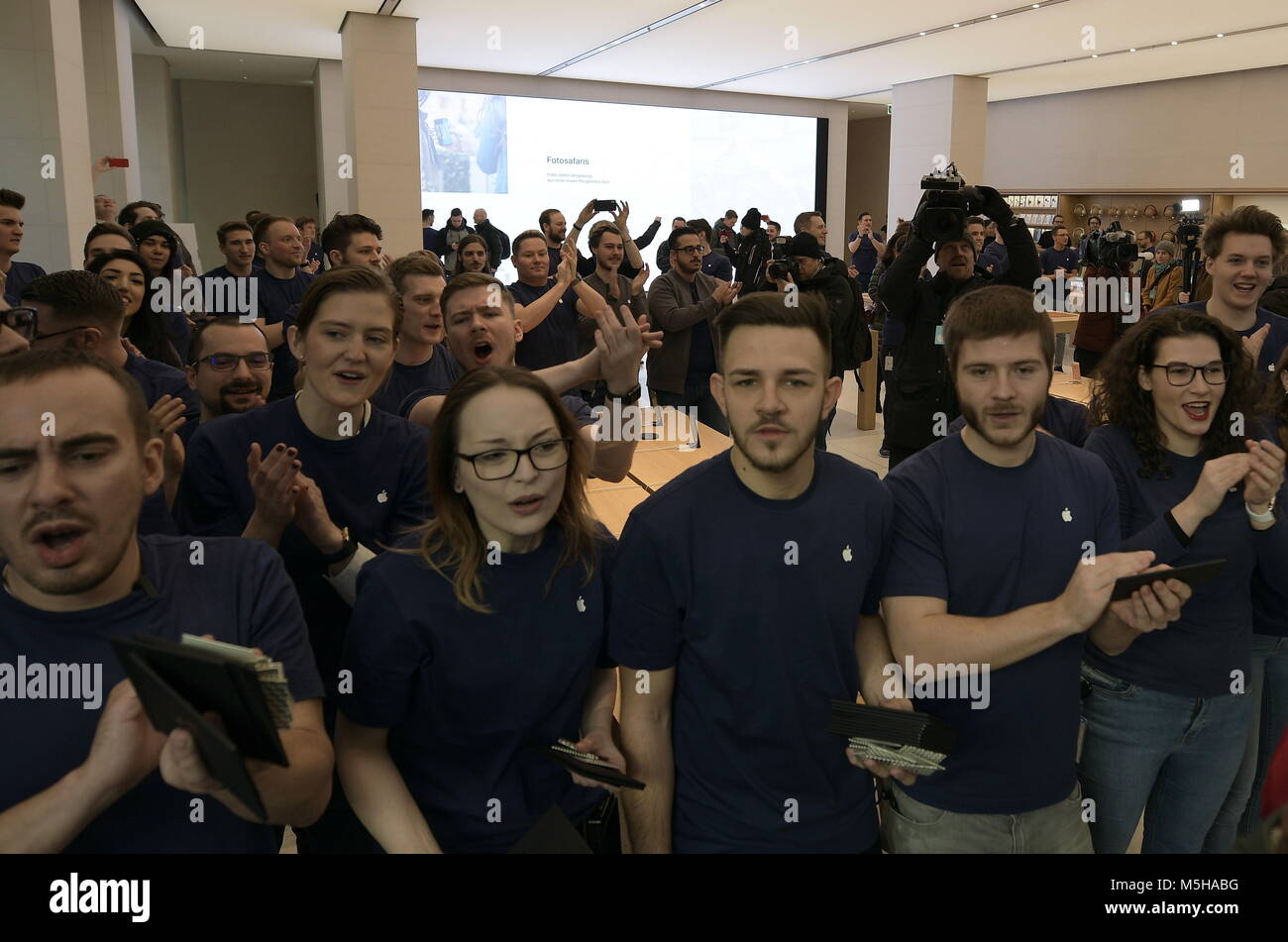 February 24, 2018. Vienna, Austria. This Saturday, the Apple Store in ...