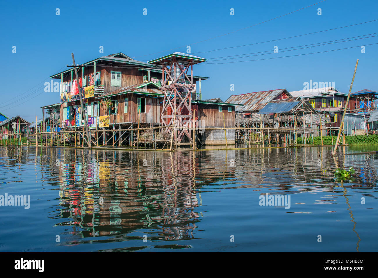 Traditional house myanmar village hi-res stock photography and images ...