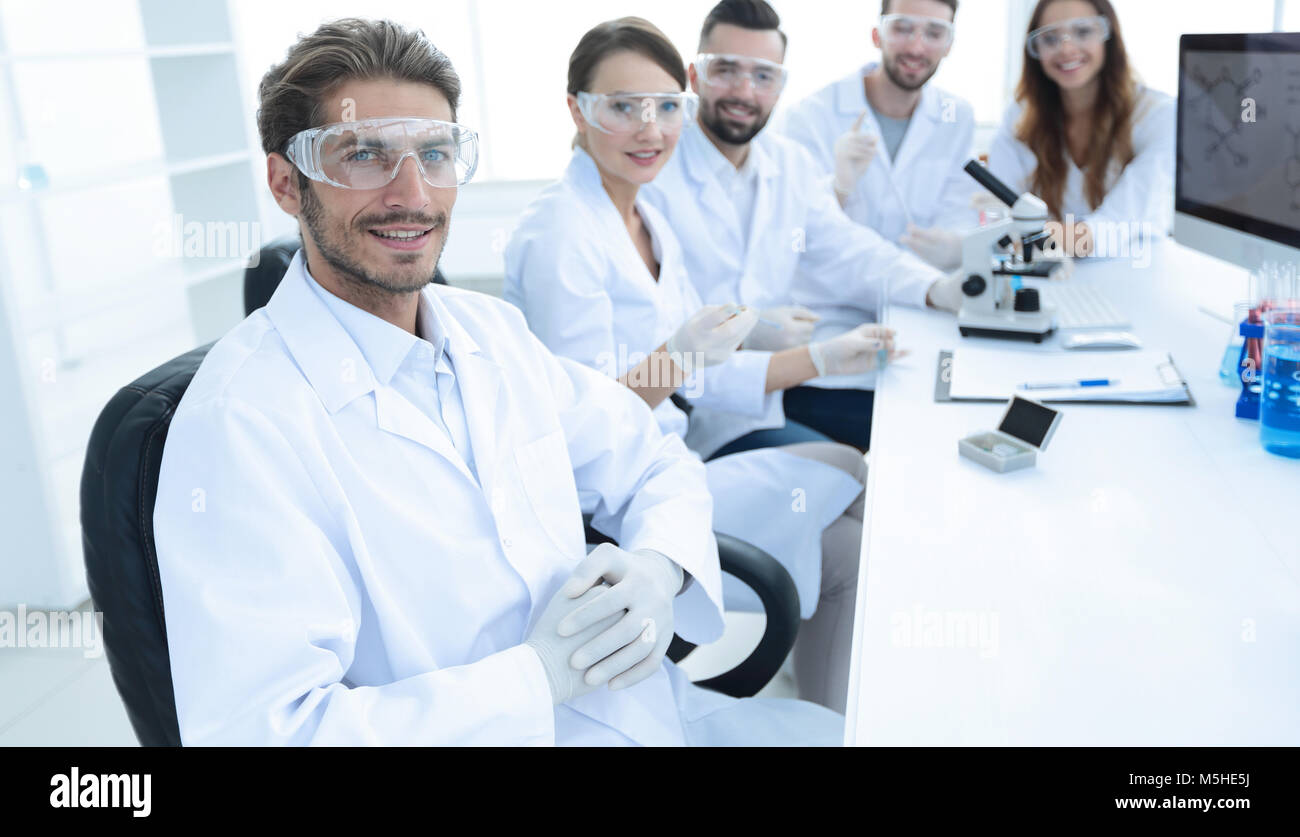 head of the scientific project and research team at the workplace Stock ...