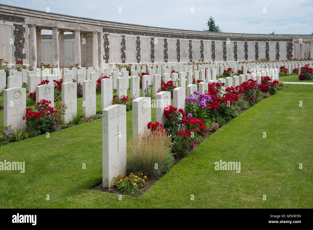 Tyne Cot Military Cemetery, Leper Belgium Stock Photo - Alamy