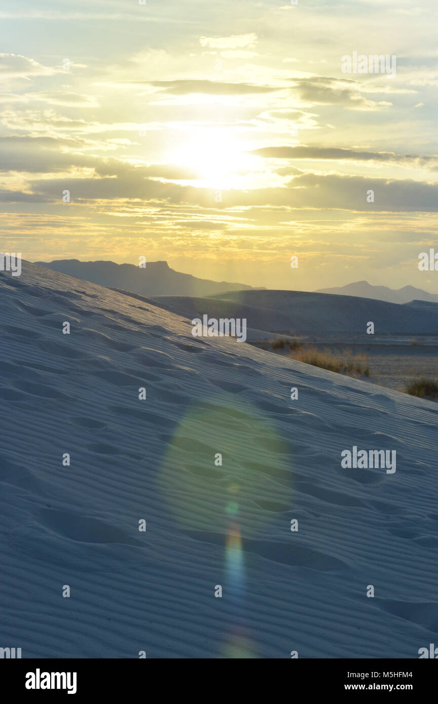 The distant mountains hi-res stock photography and images - Alamy