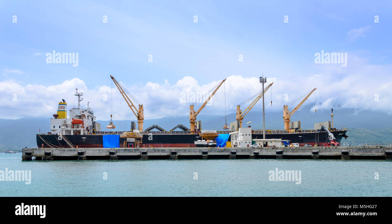 BRAZIL, ILHA BELA -DECEMBER 20th, 2017 ; Bulk Carrier "IRAKLIS" in the ...