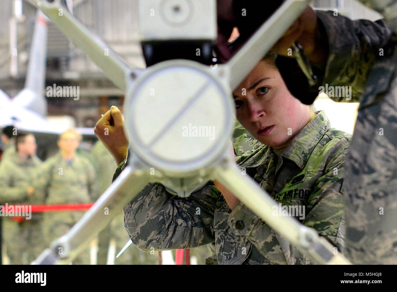 Weapon load competition hi-res stock photography and images - Alamy