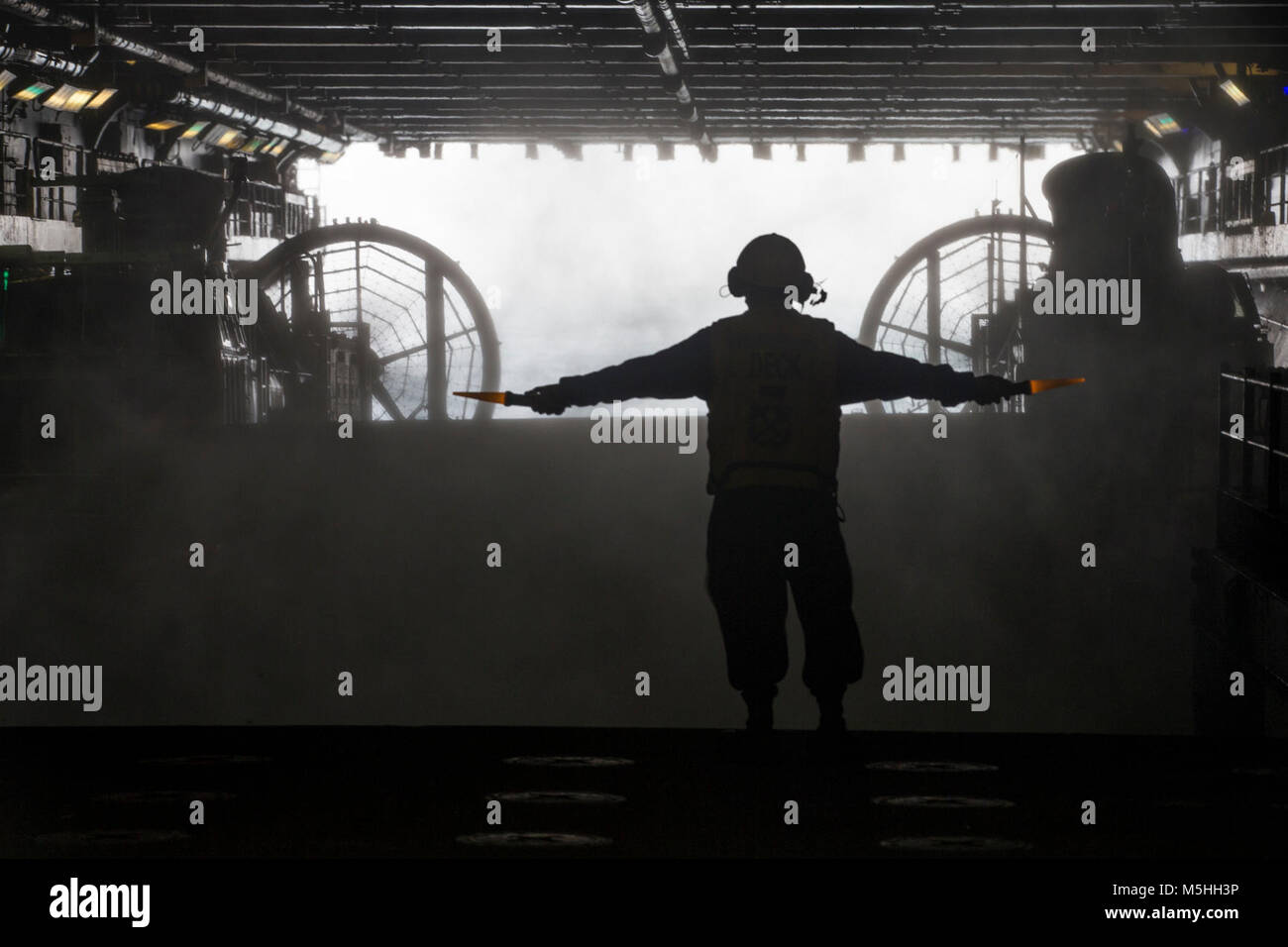 A U.S. Navy Sailor with the Iwo Jima Amphibious Ready Group (ARG ...