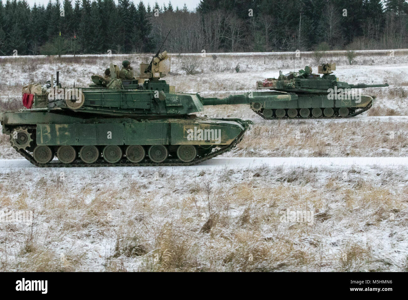 Soldiers assigned to 2nd Battalion, 70th Armor Regiment, 2nd Armored ...