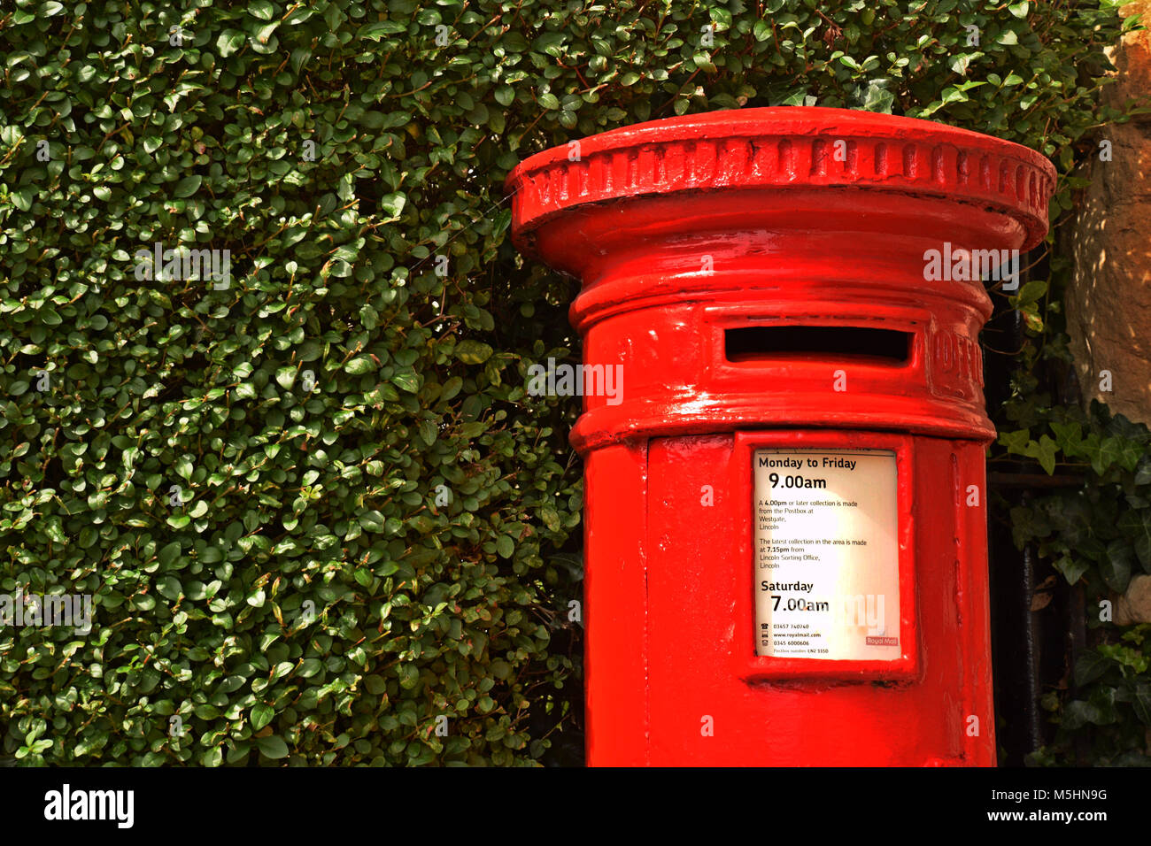 British Red Post Box (Lincoln, UK Stock Photo - Alamy