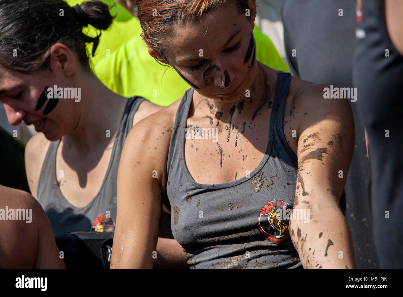 Mud run woman hi-res stock photography and images - Alamy